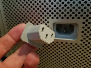 Apple’s product design and attention to detail (the 1st gen Mac Pro ...