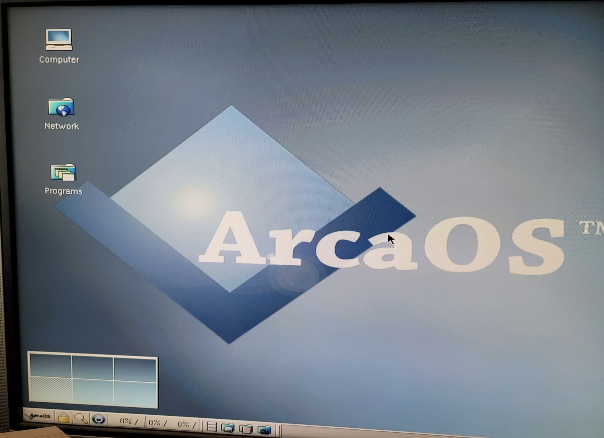 Installing ArcaOS (OS/2) on modern PC hardware (Asus X570 mobo with a ...